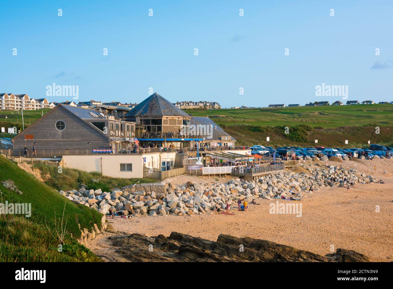 Fistral restaurants hi-res stock photography and images - Alamy
