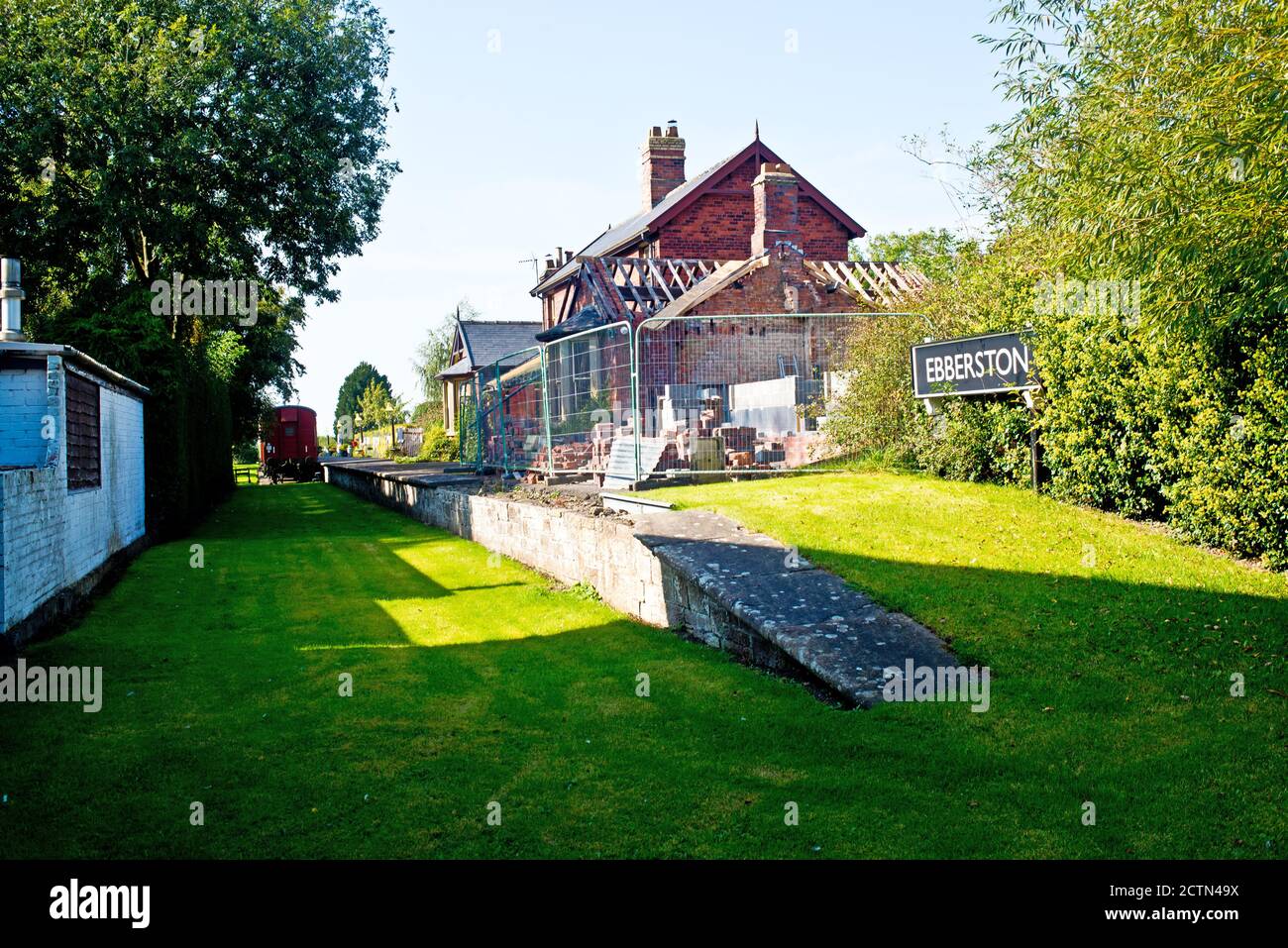 Ebberston hi-res stock photography and images - Alamy