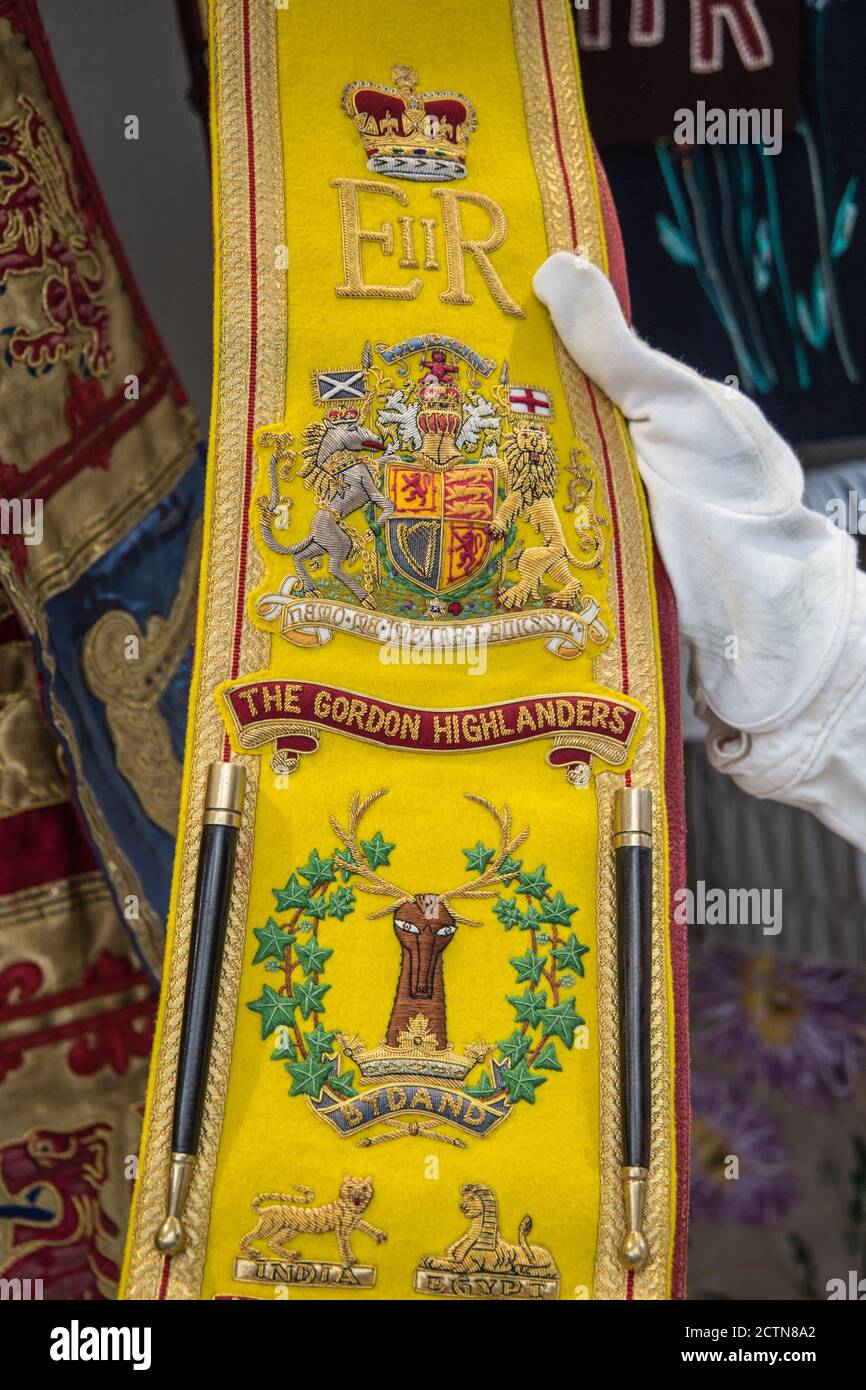 Members of the gentlemen at arms hi-res stock photography and images ...