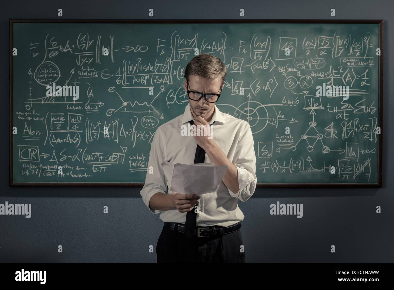 Academic research hi-res stock photography and images - Alamy