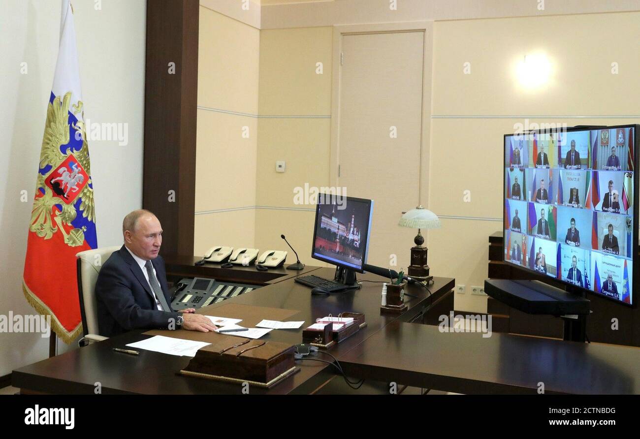 Novo ogaryovo putin residence hi-res stock photography and images - Alamy