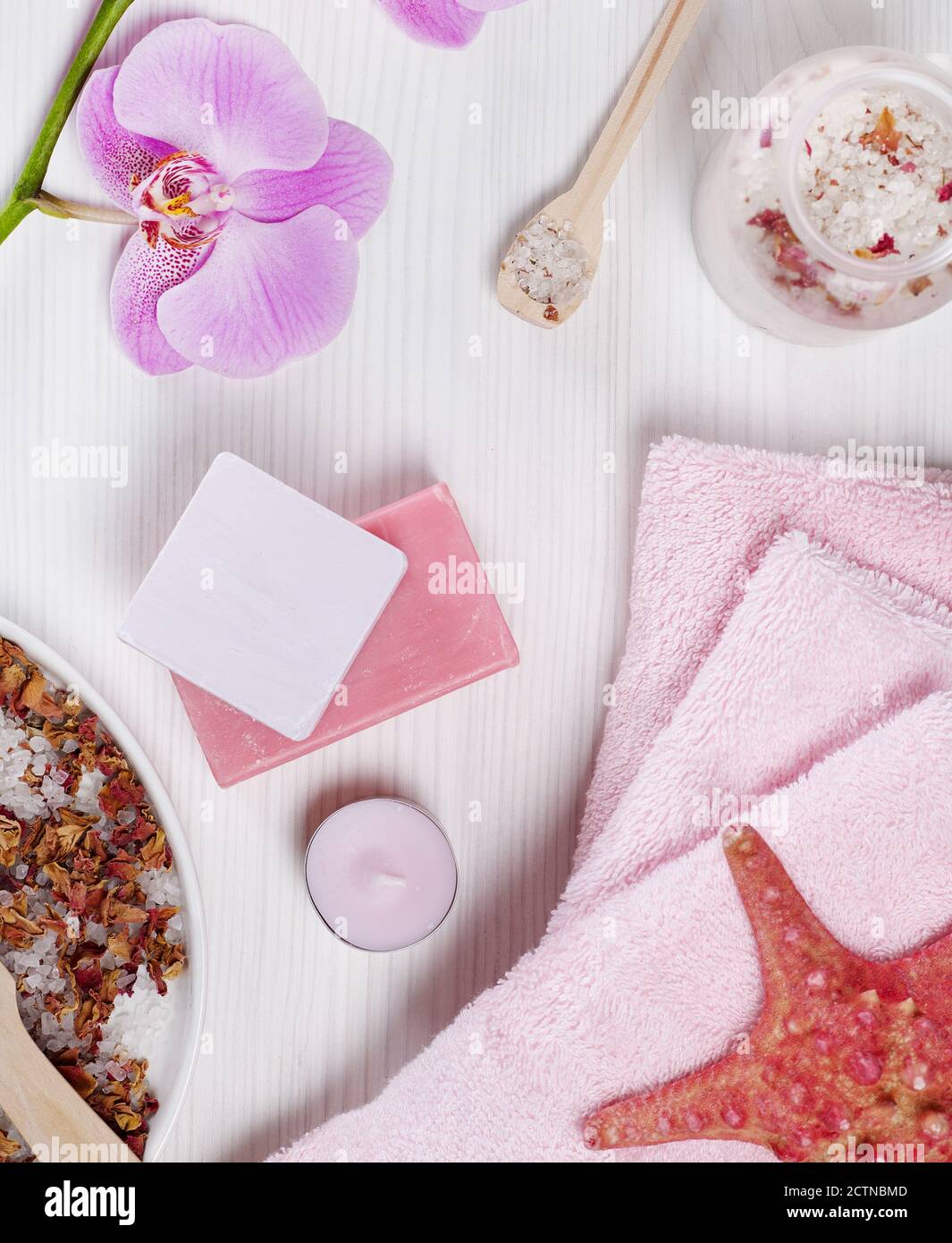 Group therapy setting hi-res stock photography and images - Alamy