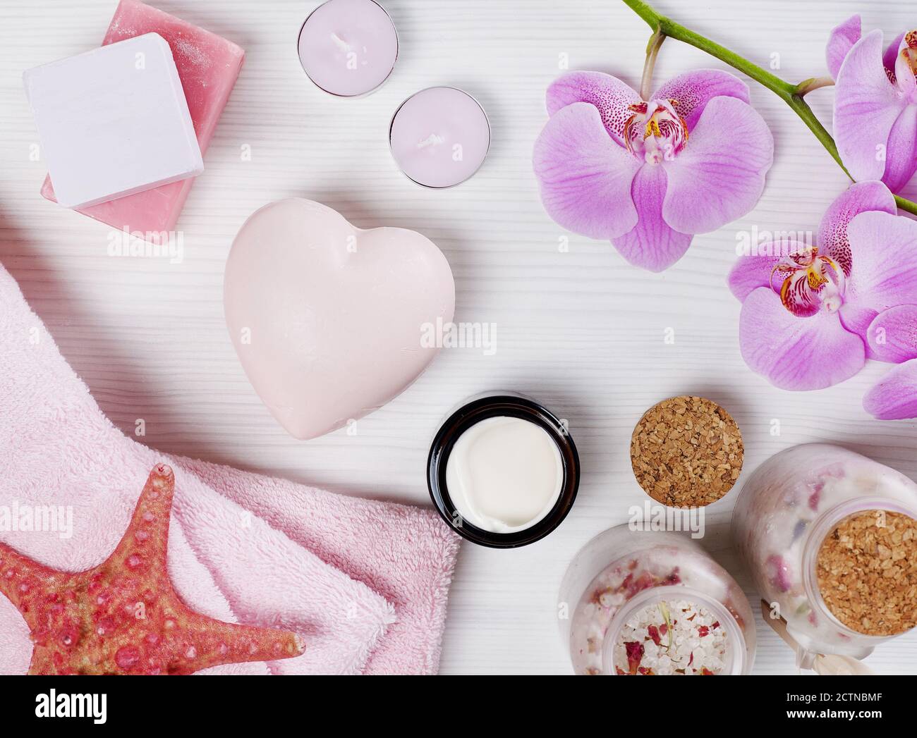 Group therapy setting hi-res stock photography and images - Alamy