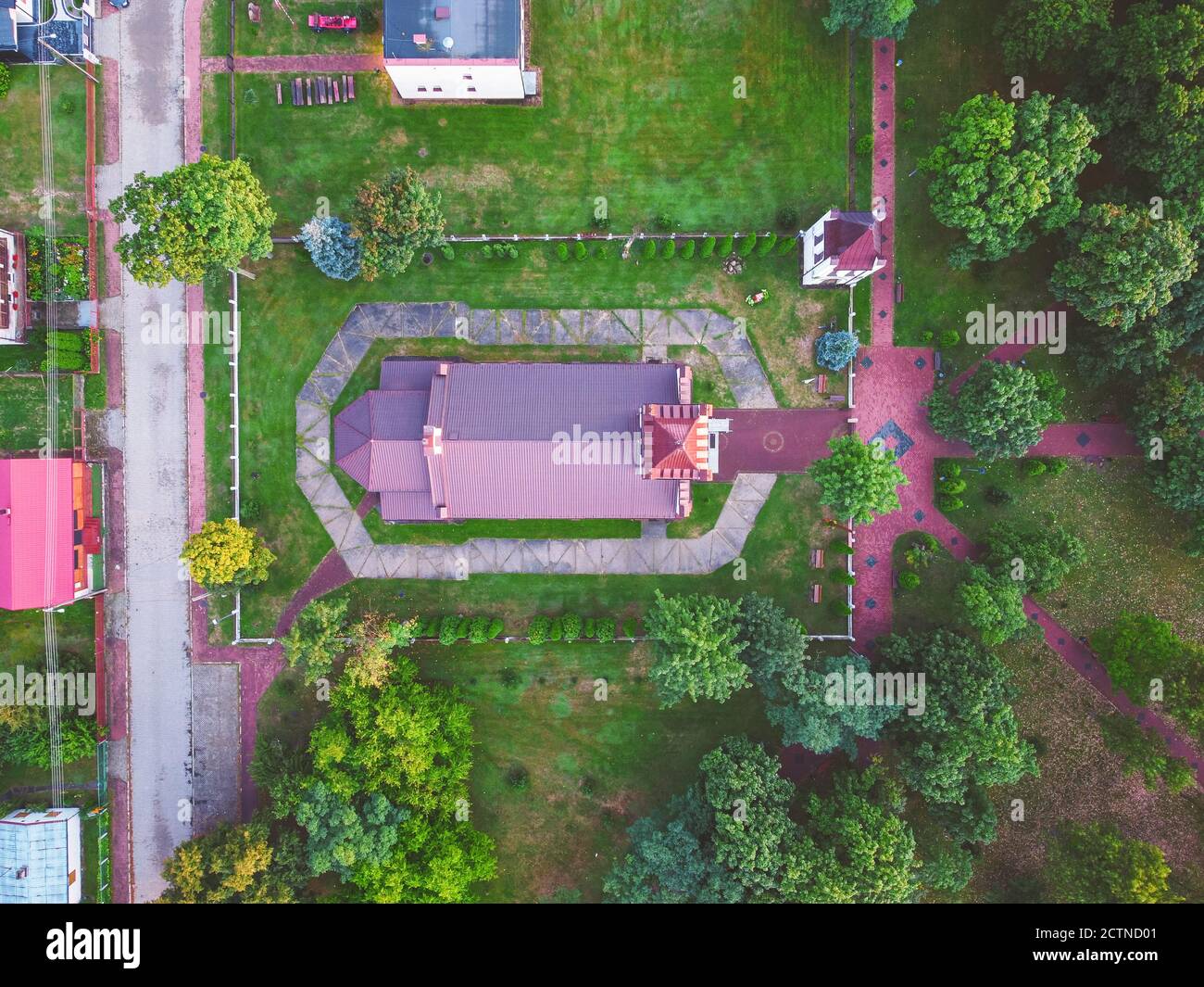 Top down view church hi-res stock photography and images - Alamy