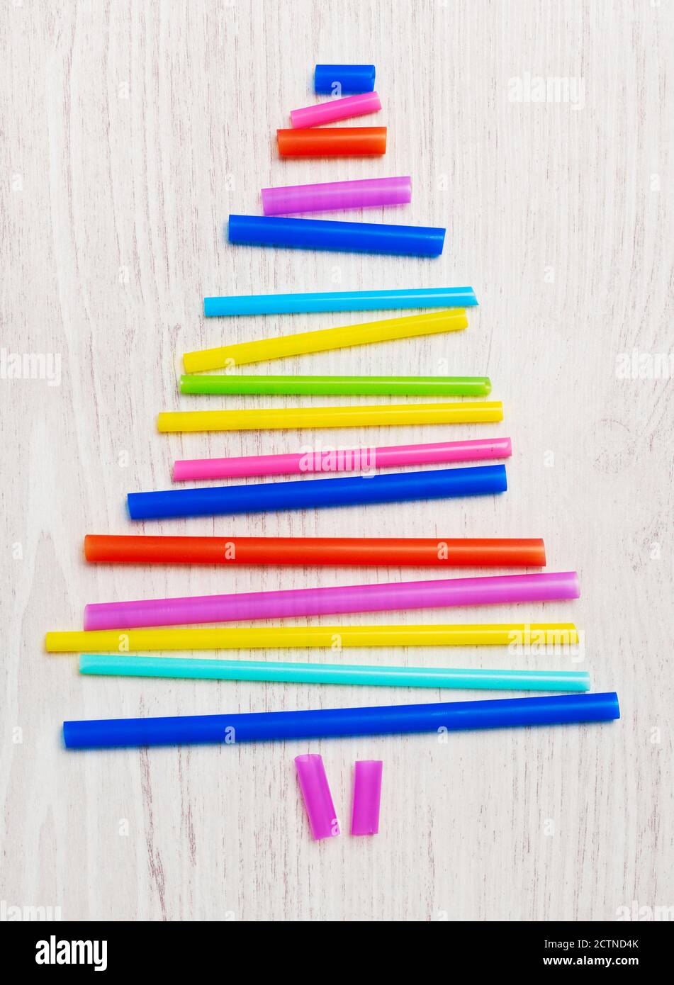 Straw Christmas tree Stock Photo - Alamy