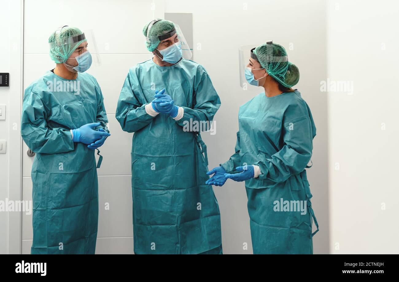 Surgery mask hi-res stock photography and images - Alamy