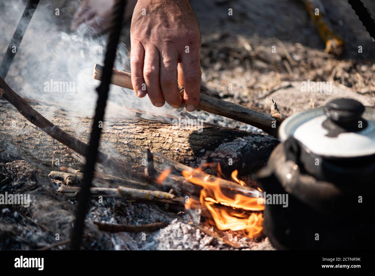 Throwing kettle hi-res stock photography and images - Alamy