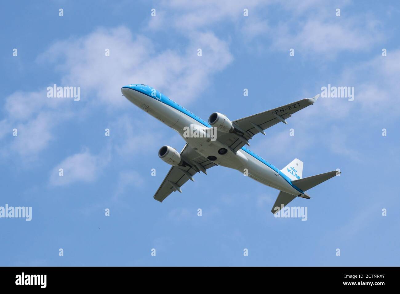 Dutch airlines KLM Embraer 190 STD jetliner on the climbout after take ...