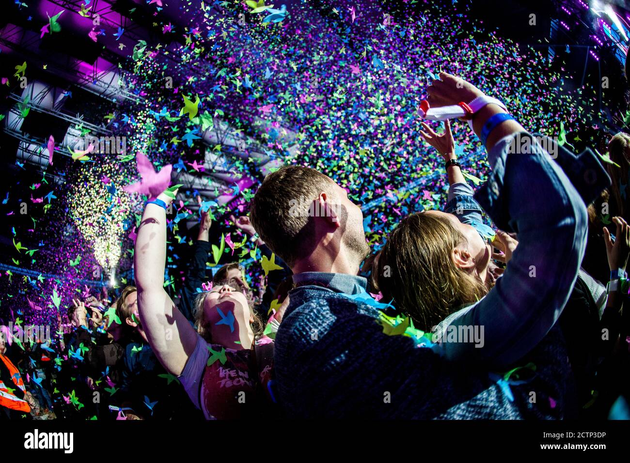 Copenhagen, Denmark 05th, July 2016. Confetti in the air at a Coldplay ...