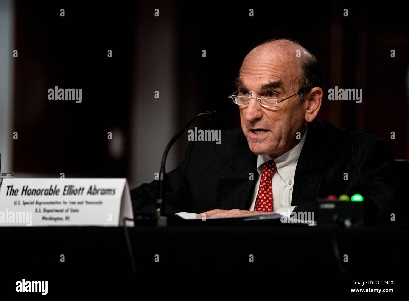 Elliot abrams hi-res stock photography and images - Alamy