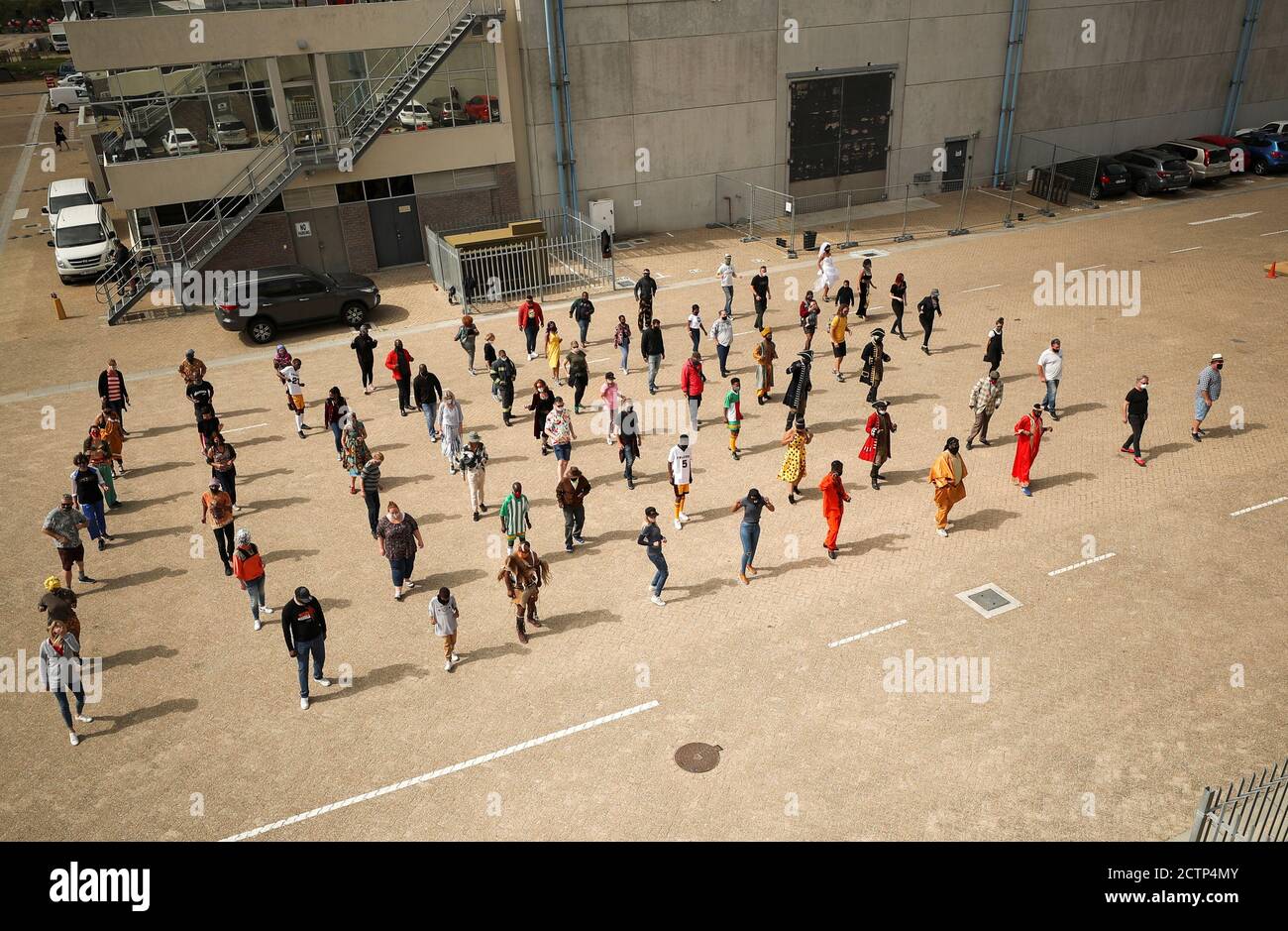 Jerusalema dance hi-res stock photography and images - Alamy