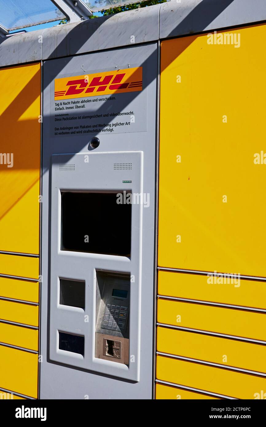 Dhl lockers hi-res stock photography and images - Alamy