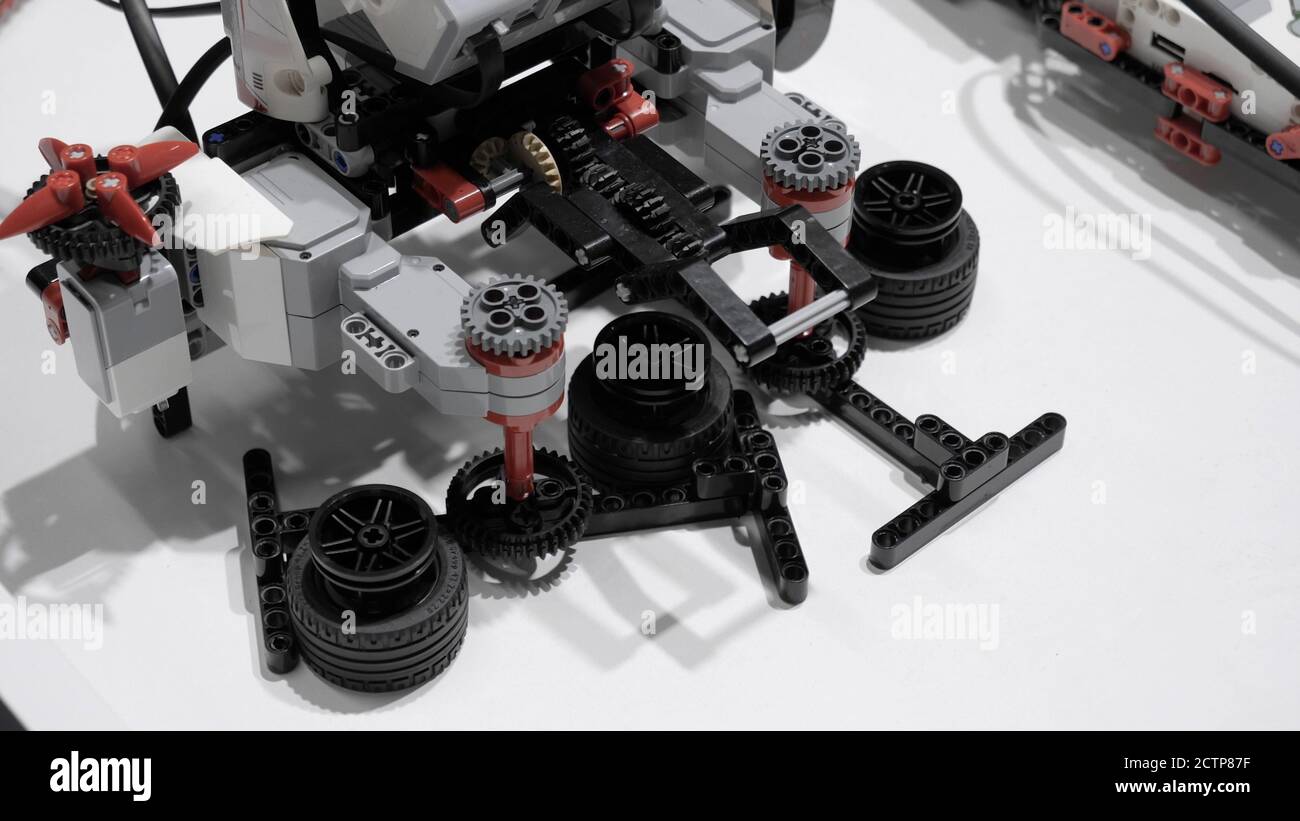 Demonstration of smart robot moving small wheels Stock Photo - Alamy