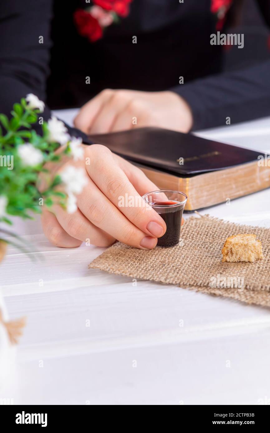Holy communion bread wine hi-res stock photography and images - Alamy