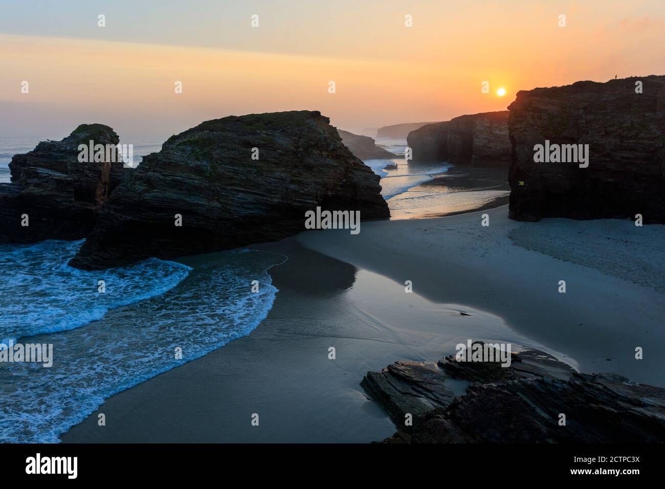 Catedrales beach lugo hi-res stock photography and images - Alamy