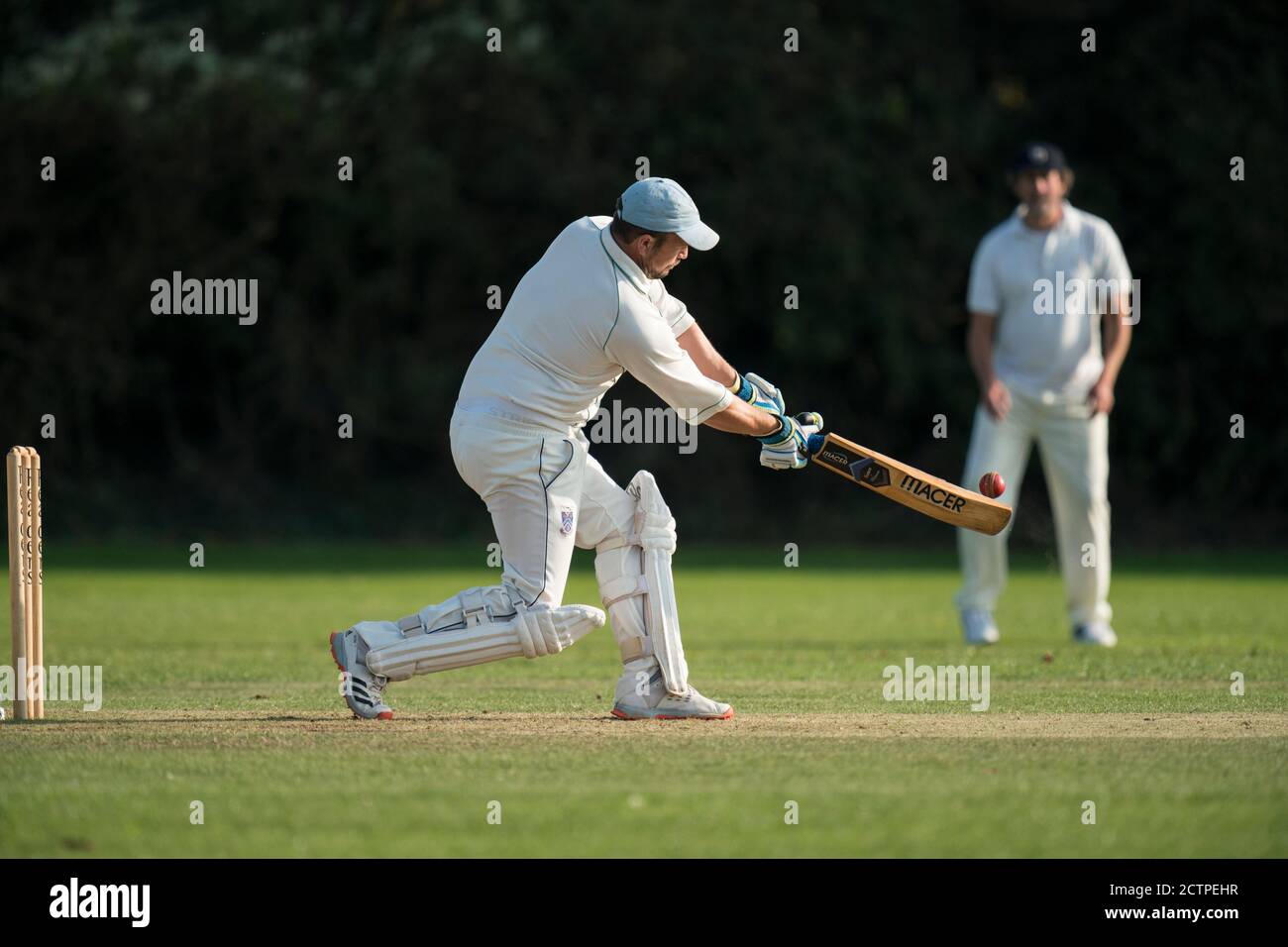 Cricket batsman playing pull shot hi-res stock photography and images ...