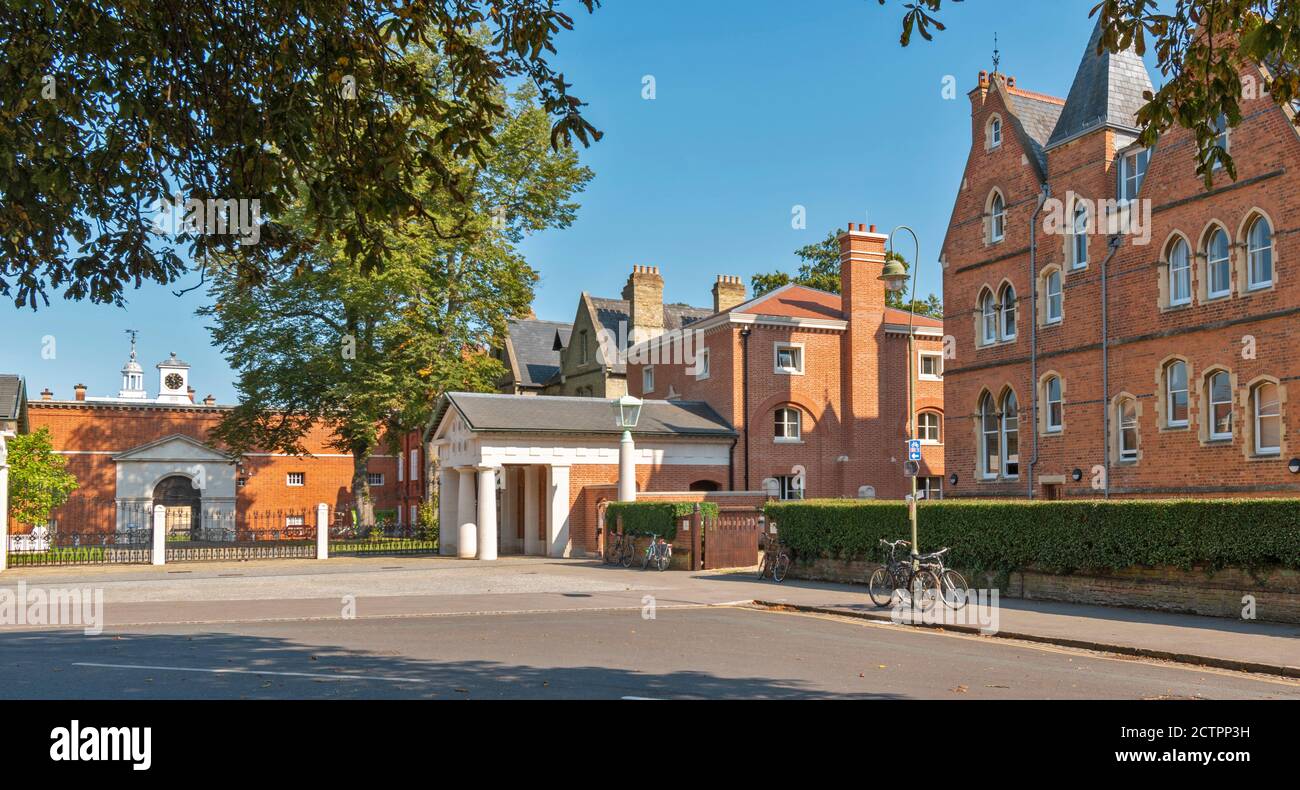 OXFORD CITY ENGLAND NORHAM GARDENS AND LADY MARGARET HALL Stock Photo ...