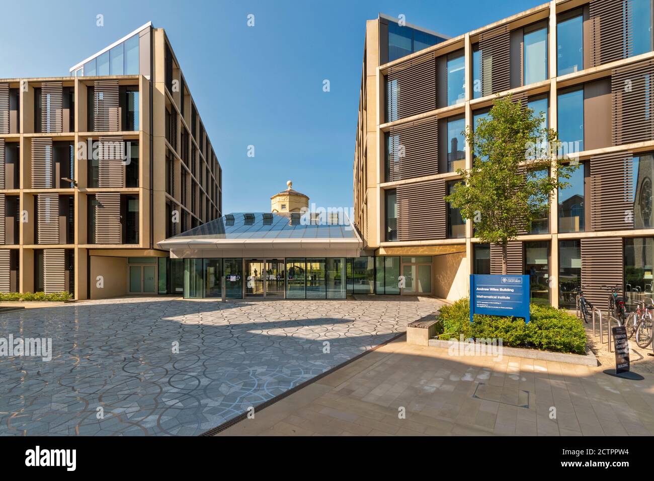 Andrew wiles building oxford hi-res stock photography and images - Alamy