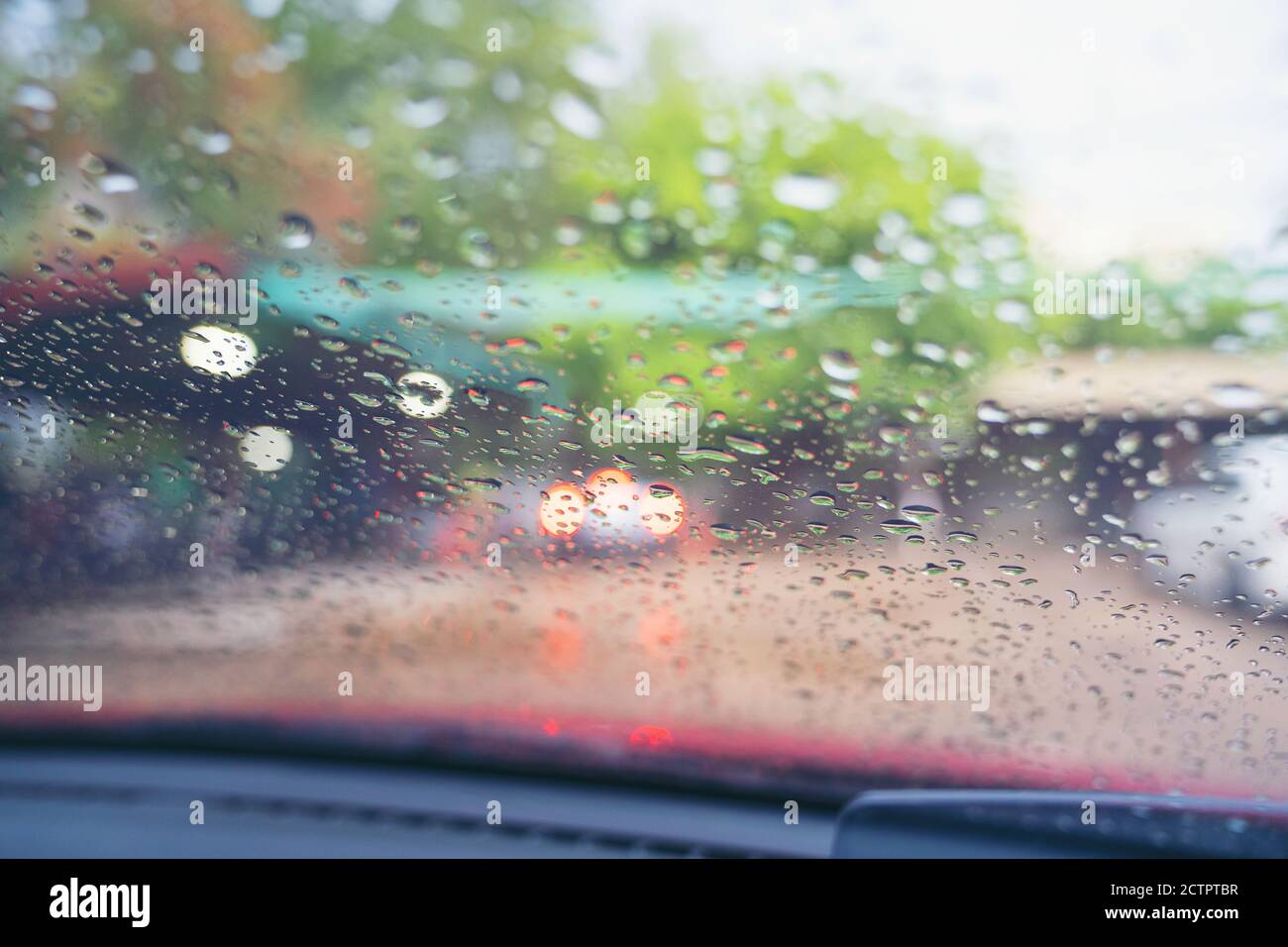 Cockpit view storm hi-res stock photography and images - Alamy