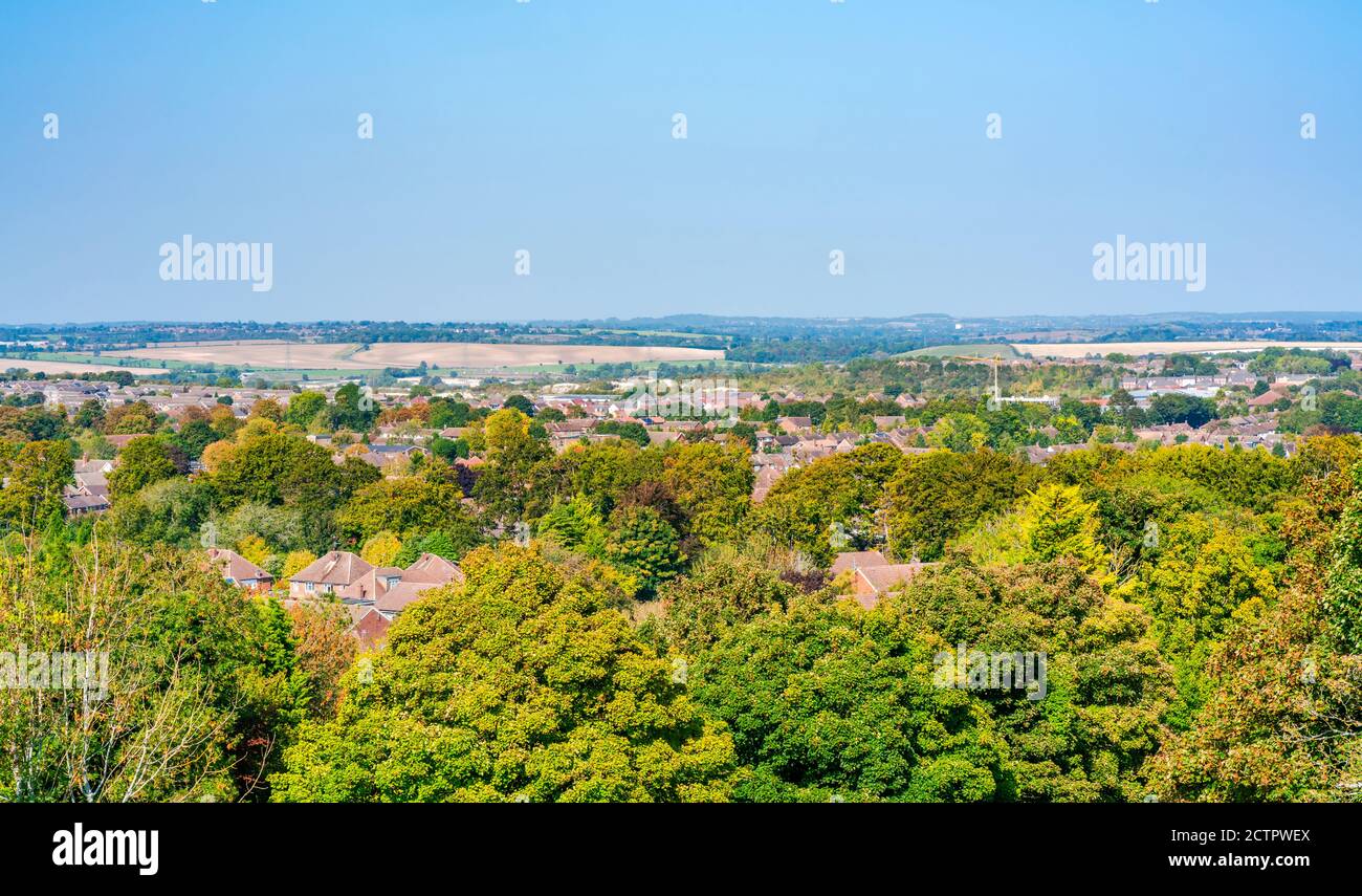 View of English countryside from Dunstable Downs in the Chiltern Hills ...
