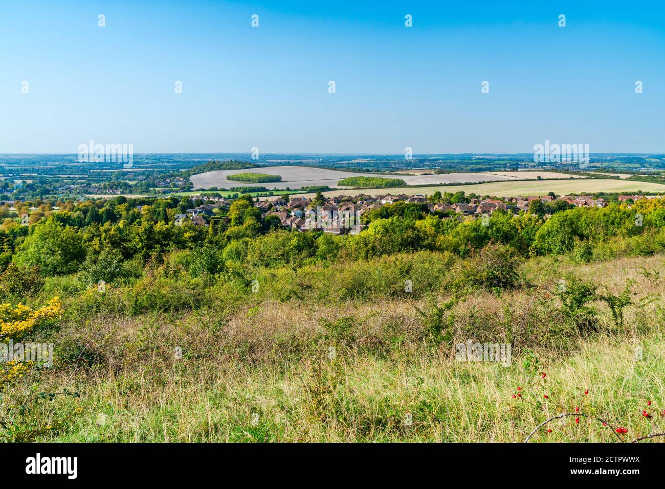 View of English countryside from Dunstable Downs in the Chiltern Hills ...