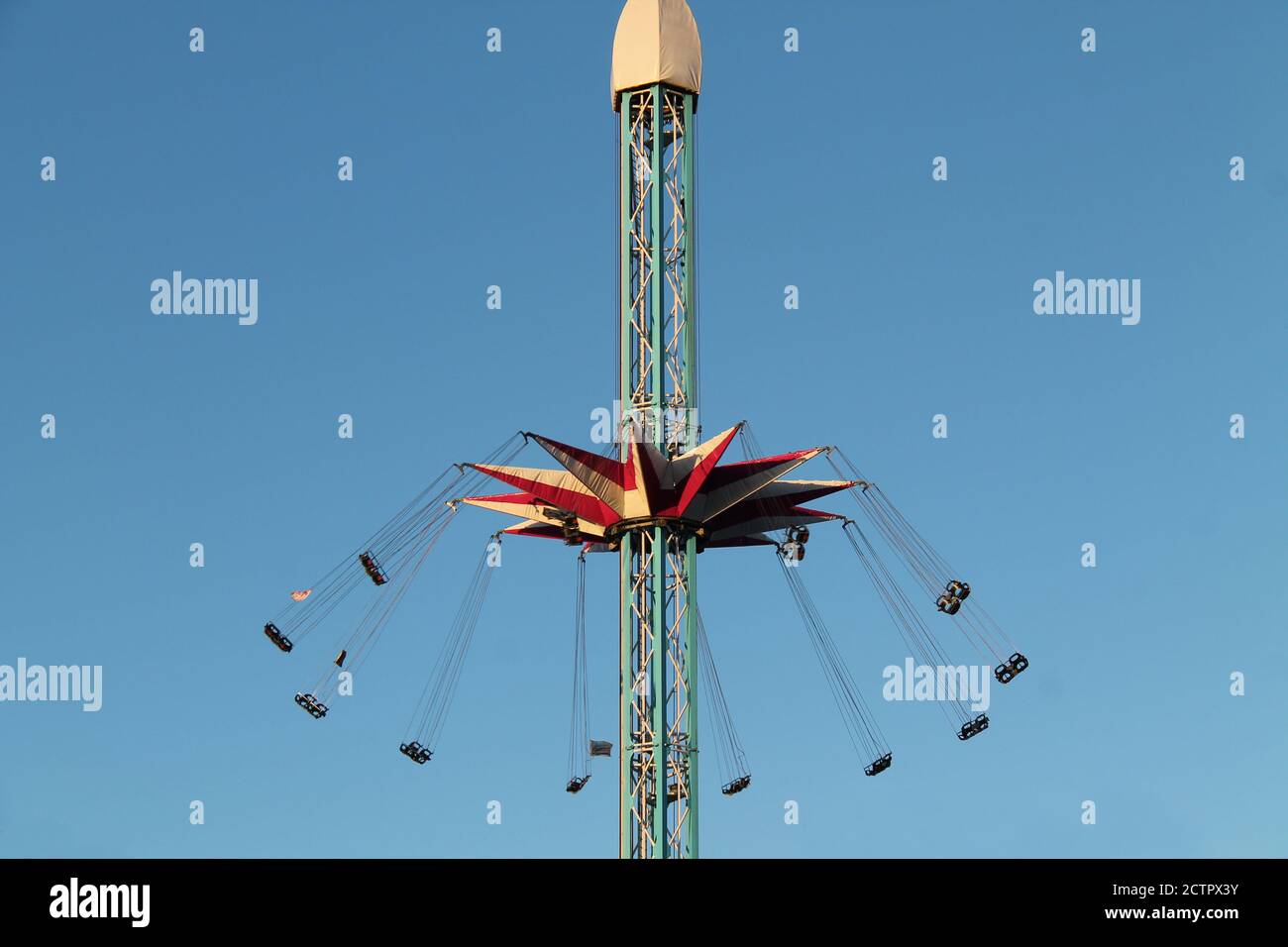 The High Flying Chair Seats of a Fun Fair Ride Stock Photo - Alamy
