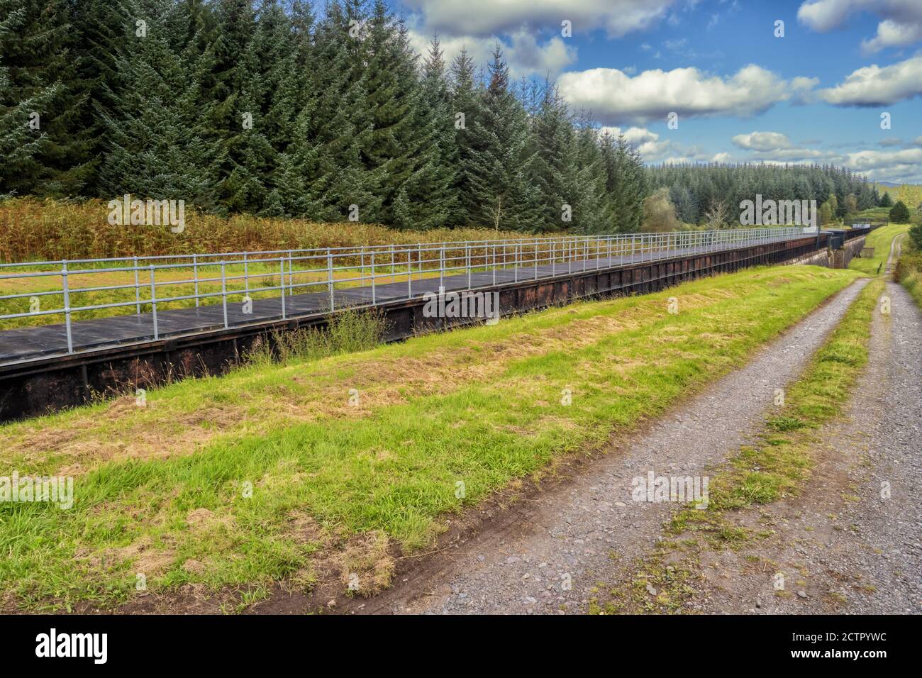 Long distance walking on the Rob Roy Way between Drymen and Aberfoyle ...
