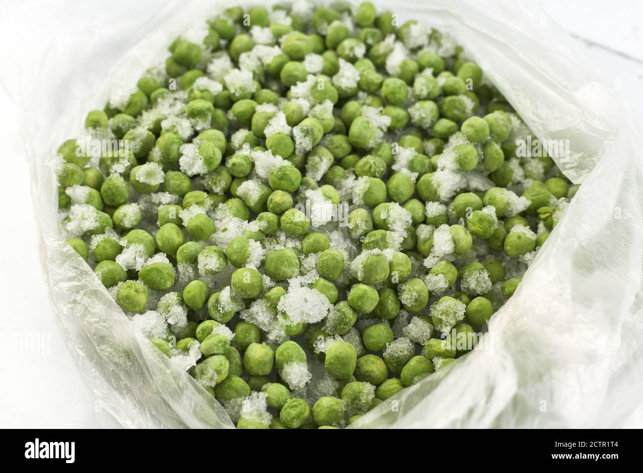 Frozen peas bag hi-res stock photography and images - Alamy