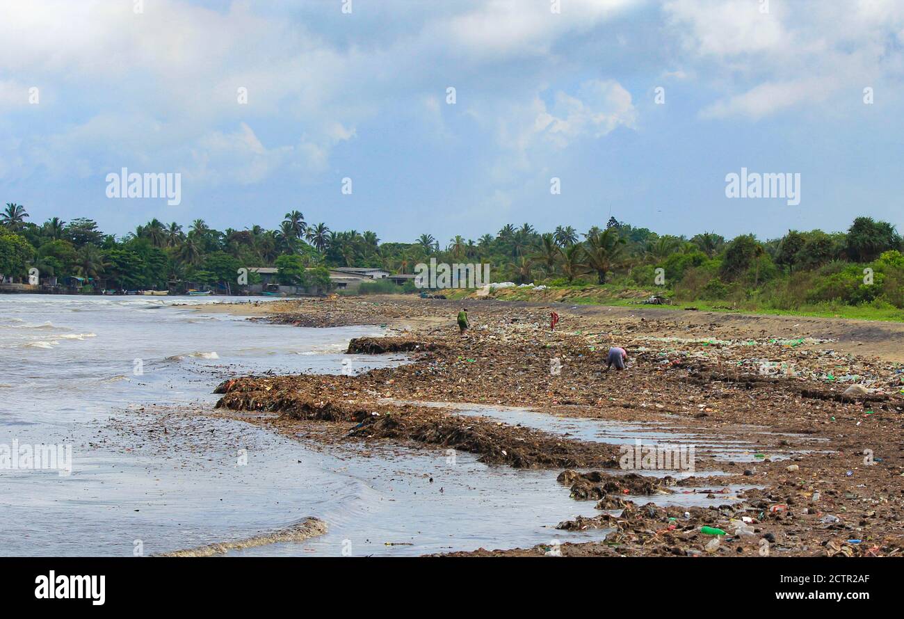 Sri lankan garbage hi-res stock photography and images - Alamy