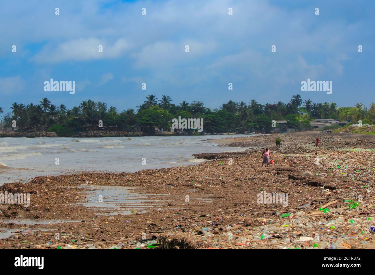 Sea Pollution: Garbage dumped in the Sri Lankan Sea near Colombo. women ...