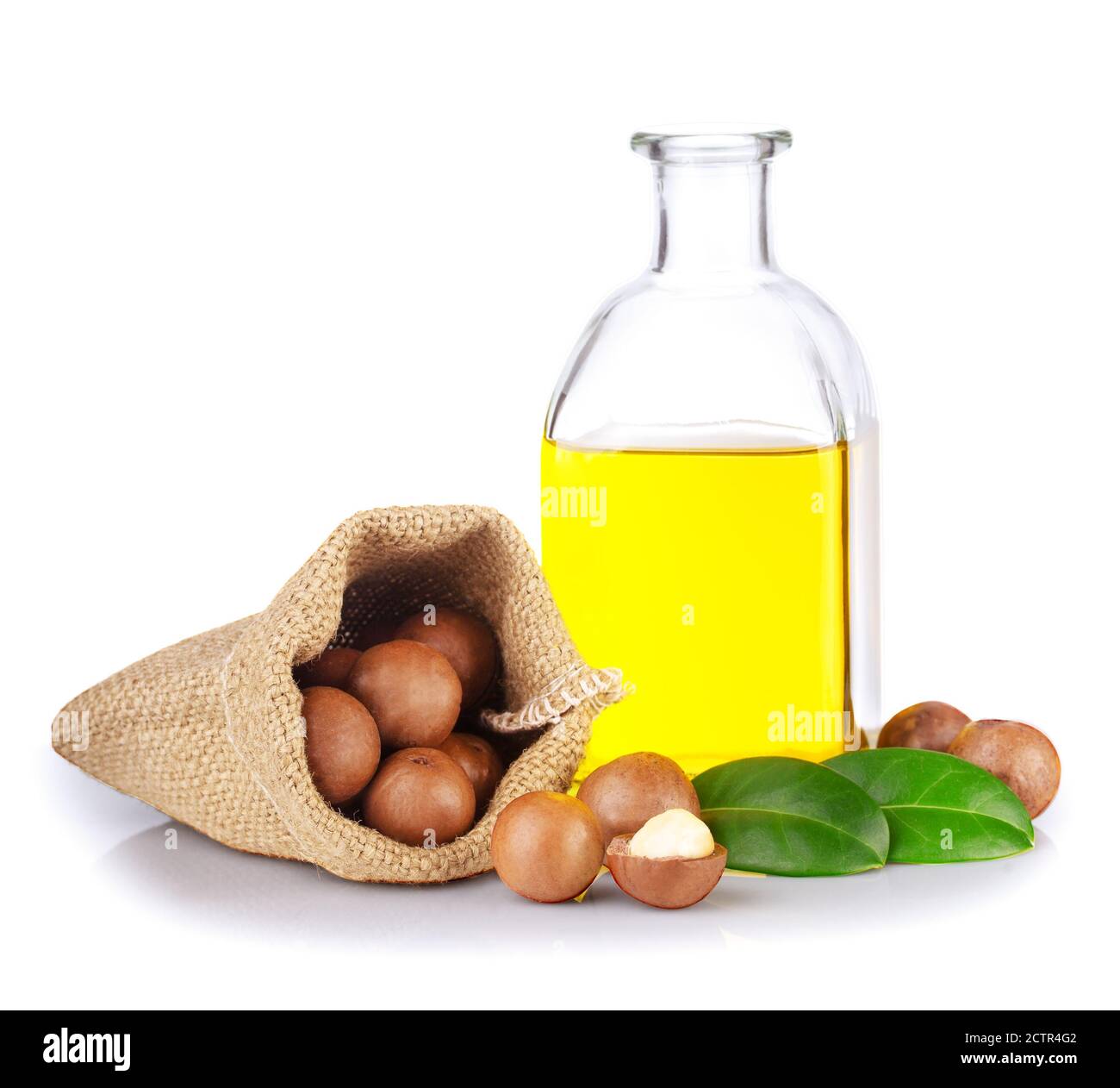 Australian macadamia nuts with leaves and nut oil Stock Photo - Alamy