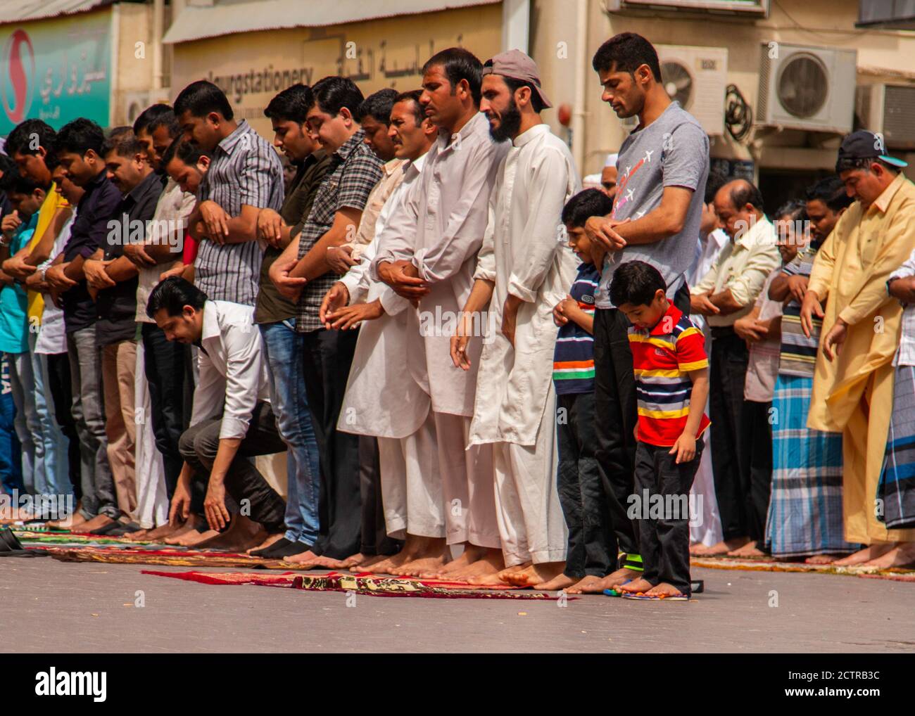Arabic People Praying