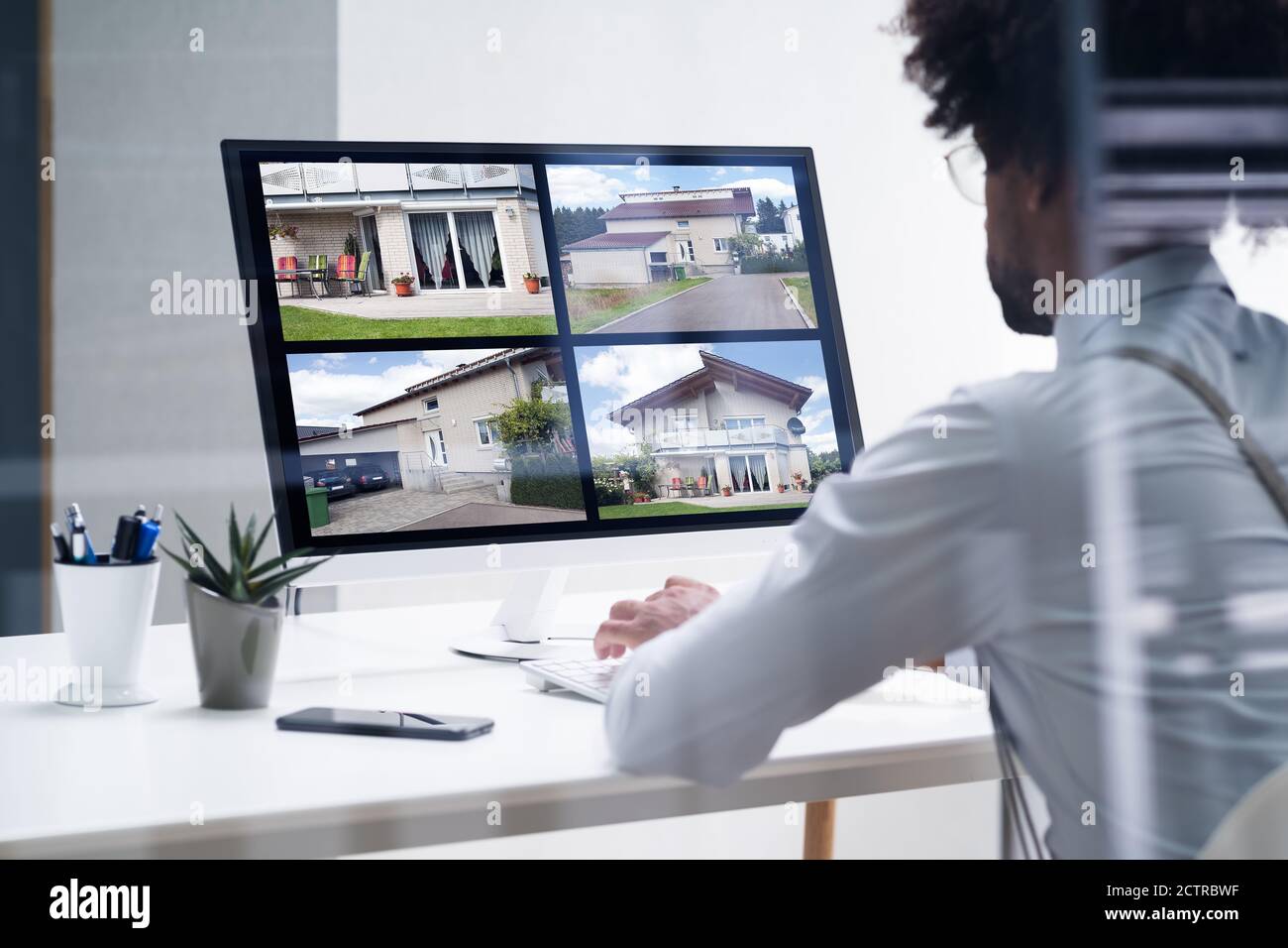 Search for new home hi-res stock photography and images - Alamy