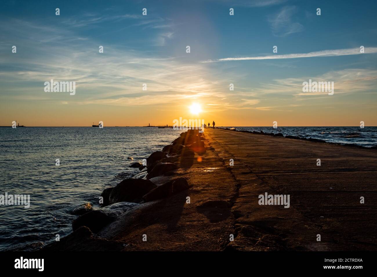 Sunbeam wave hi-res stock photography and images - Alamy