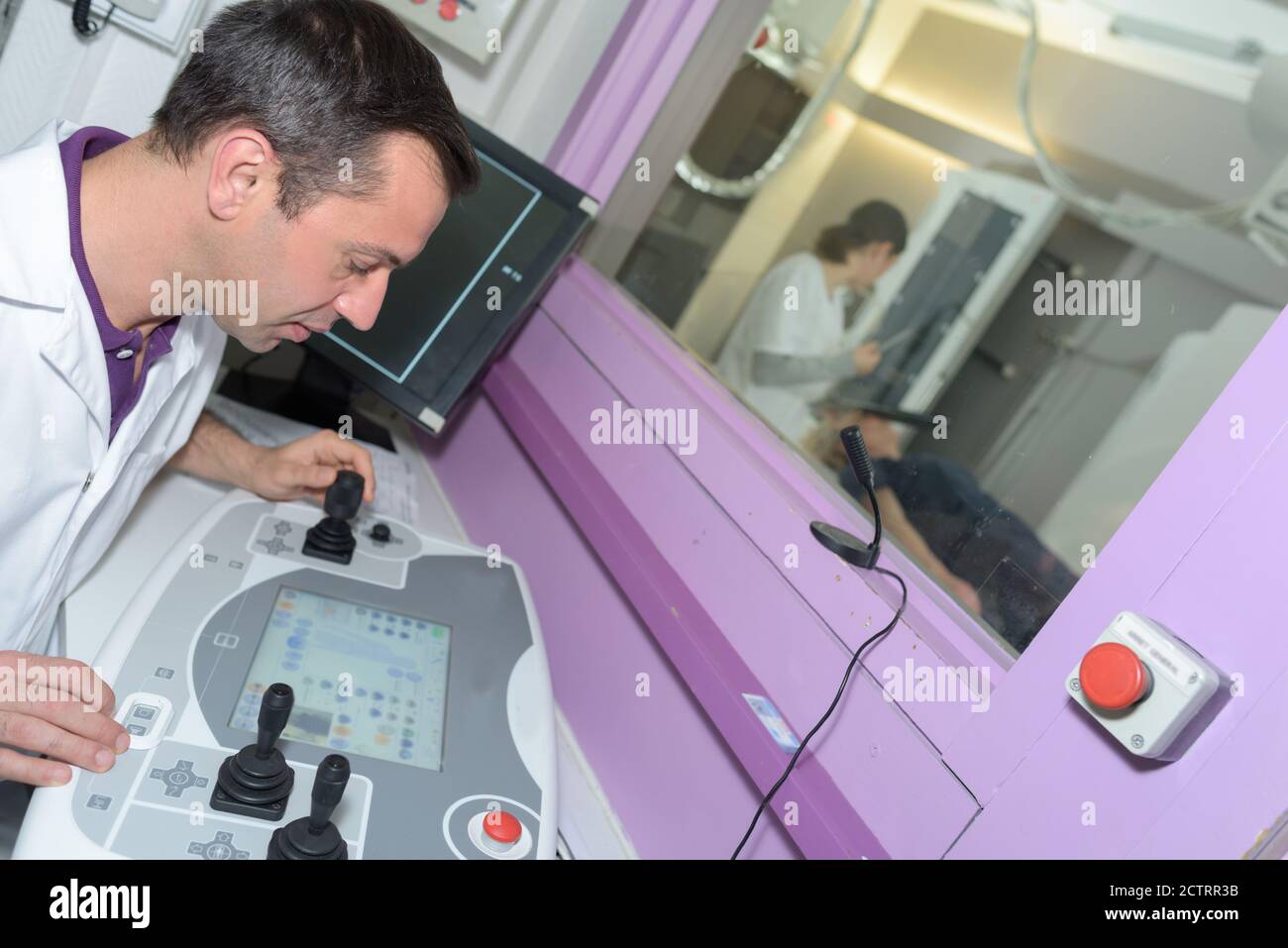 Brain ct scan activity hi-res stock photography and images - Alamy