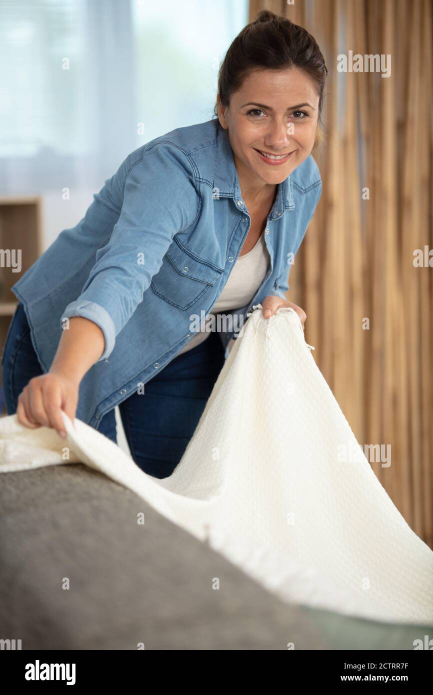 Blanket over sofa blanket hi-res stock photography and images - Alamy