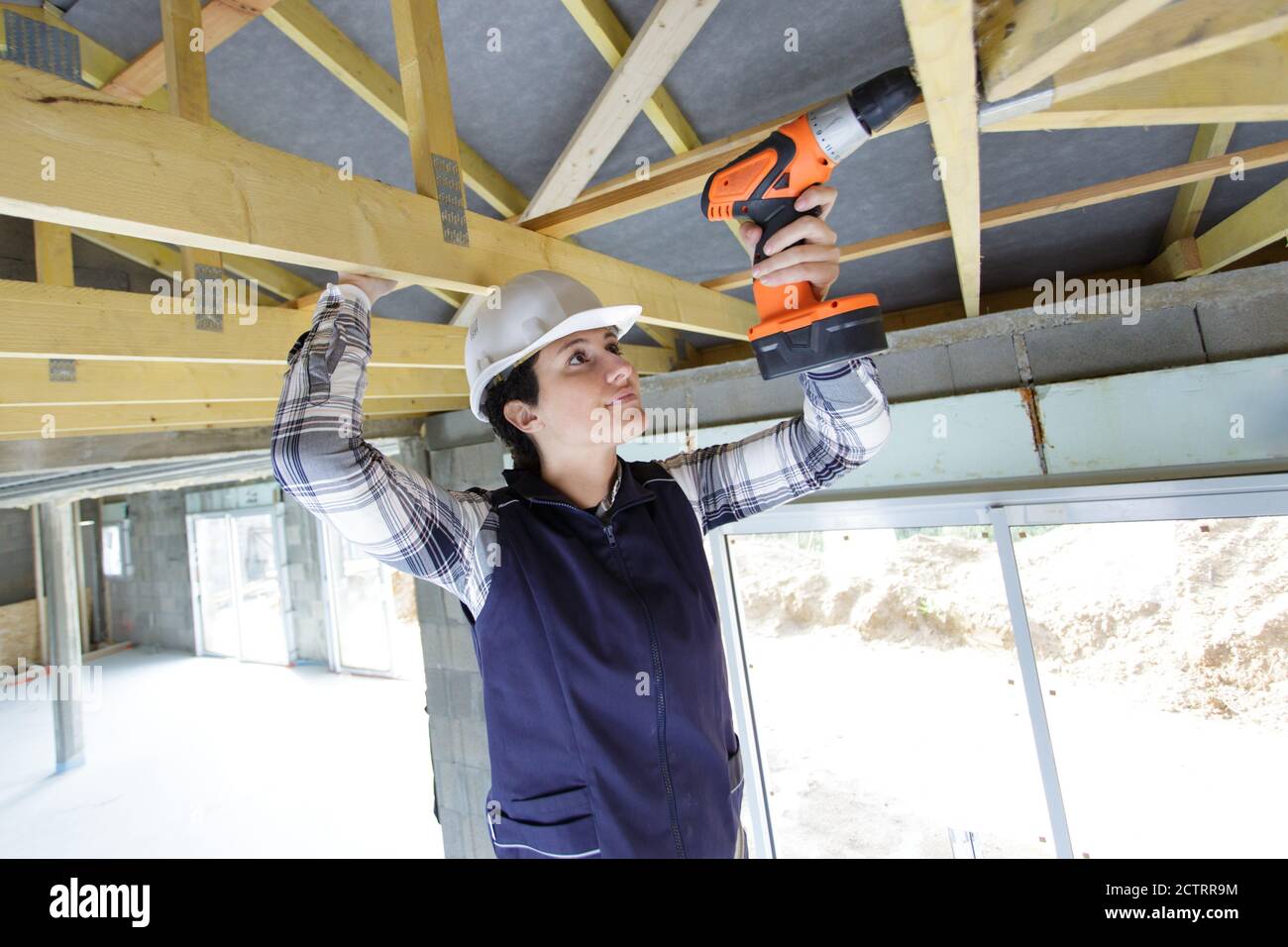 Female carpenter using electric hi-res stock photography and images - Alamy