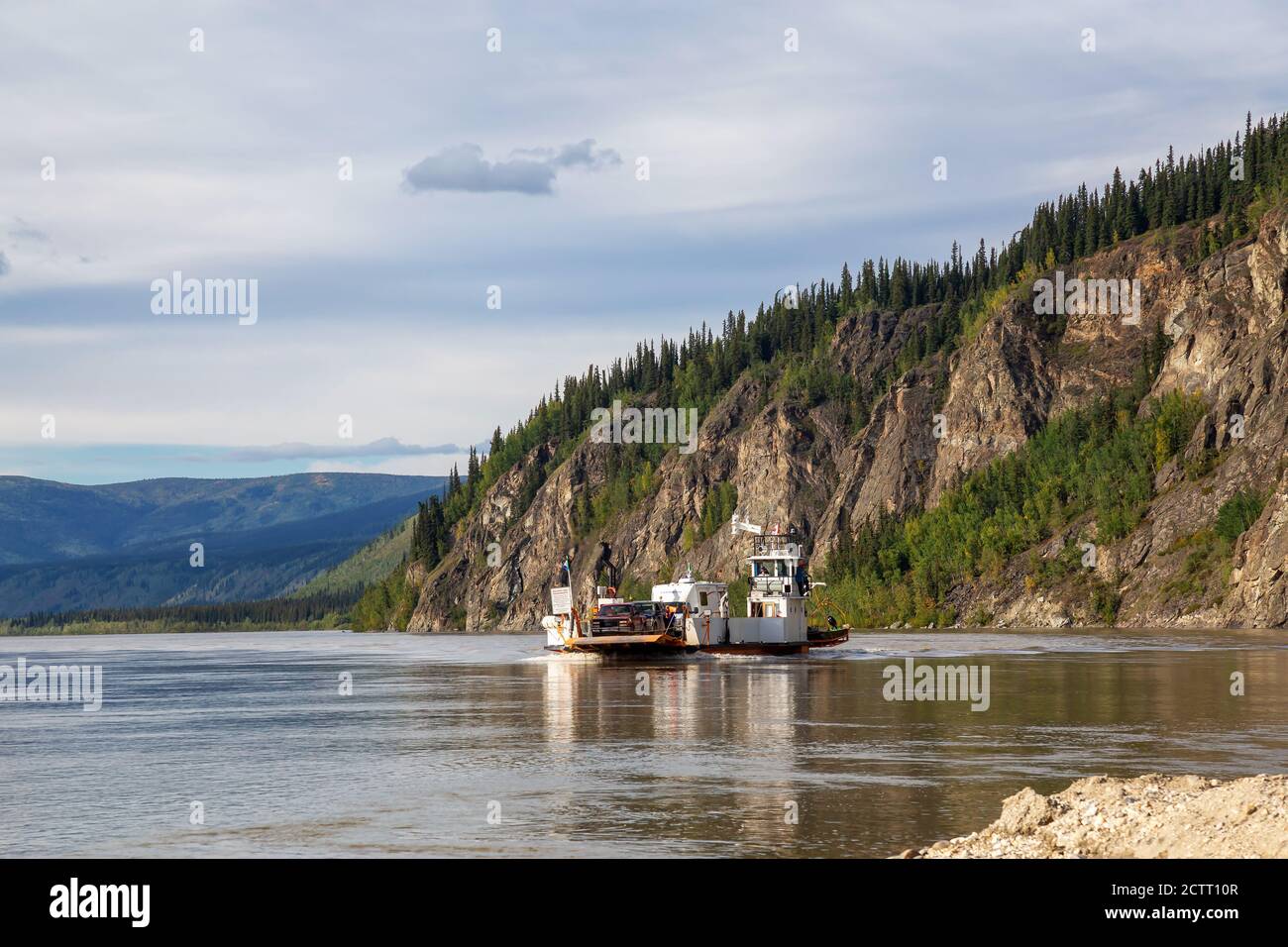 Small Ferry Crossing the River with Cars Stock Photo - Alamy