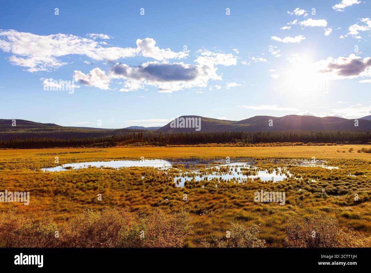Canadian clouds hi-res stock photography and images - Alamy