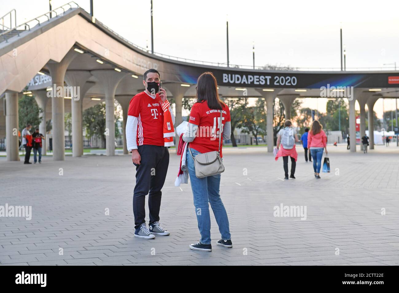 Budapest, Ferenc Puskas Stadium. 24th Sep, 2020. Bayern fans, football ...