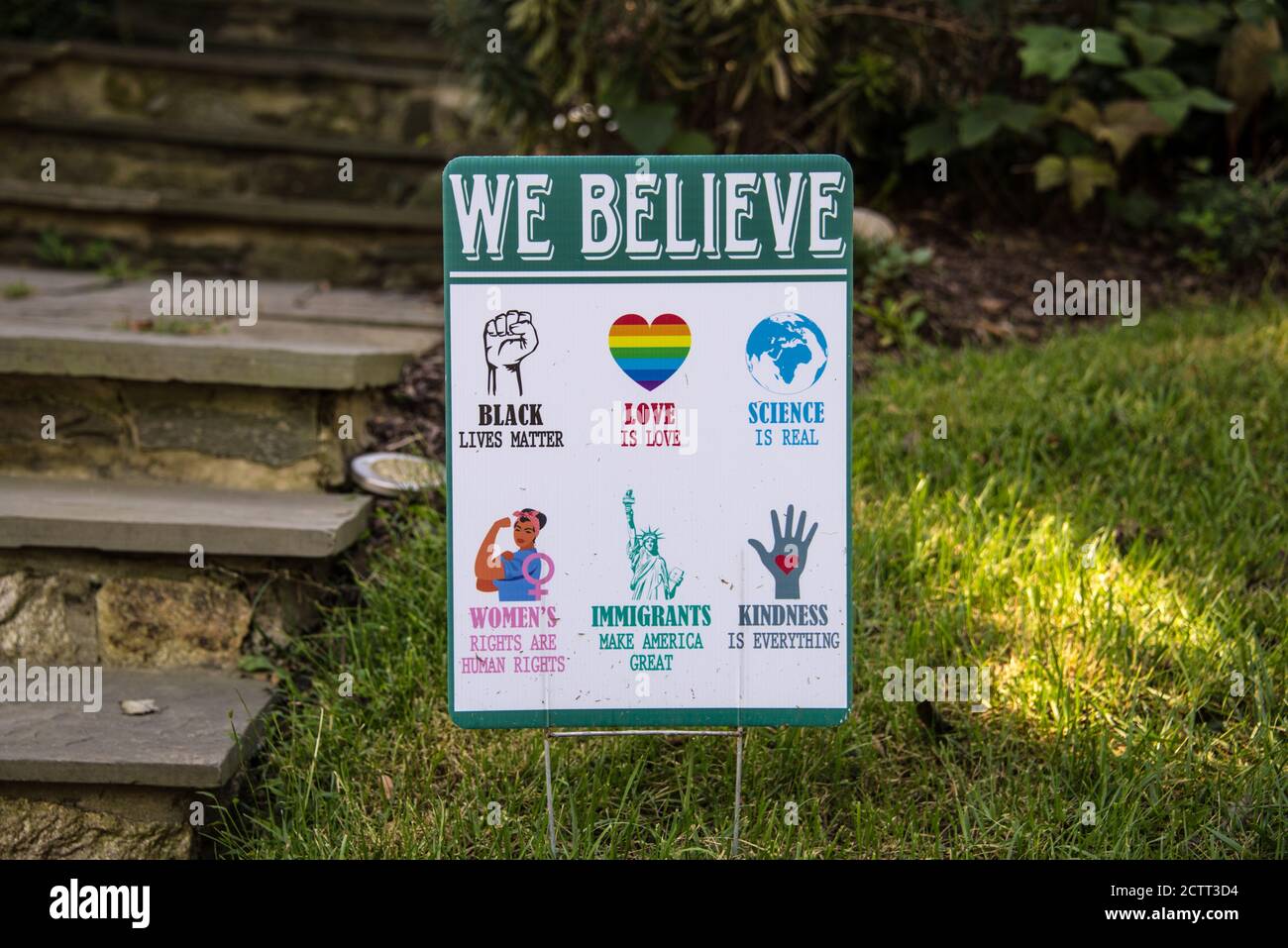 Yard signs science hi-res stock photography and images - Alamy