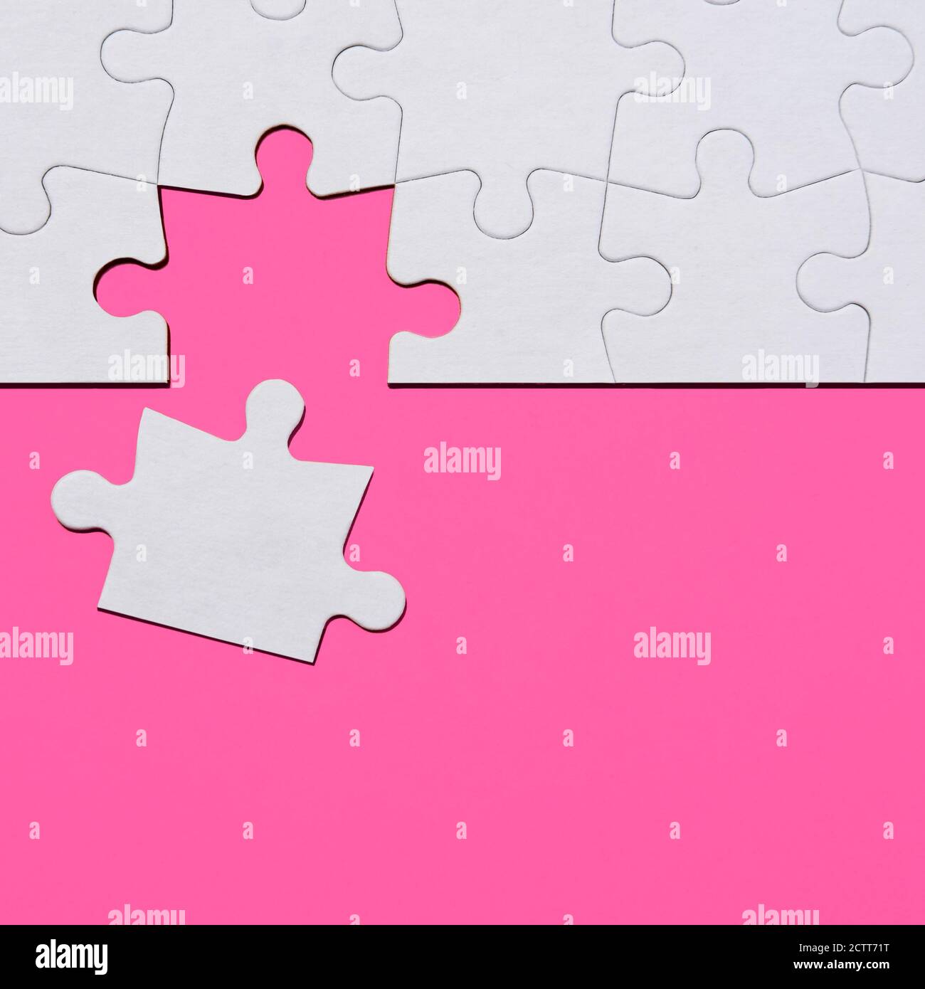 Last piece jigsaw puzzle hi-res stock photography and images - Alamy