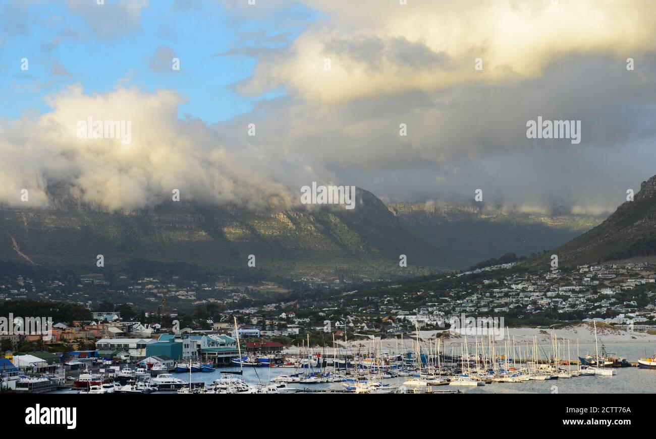 A view of Hout Bay and the mountains behind Stock Photo - Alamy