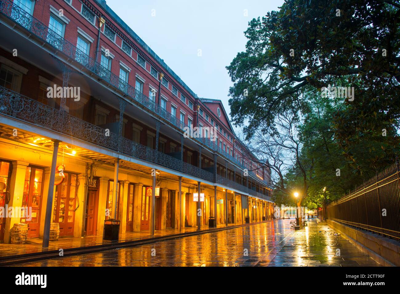 Pontalba Building next to Jackson Square in the morning in French ...