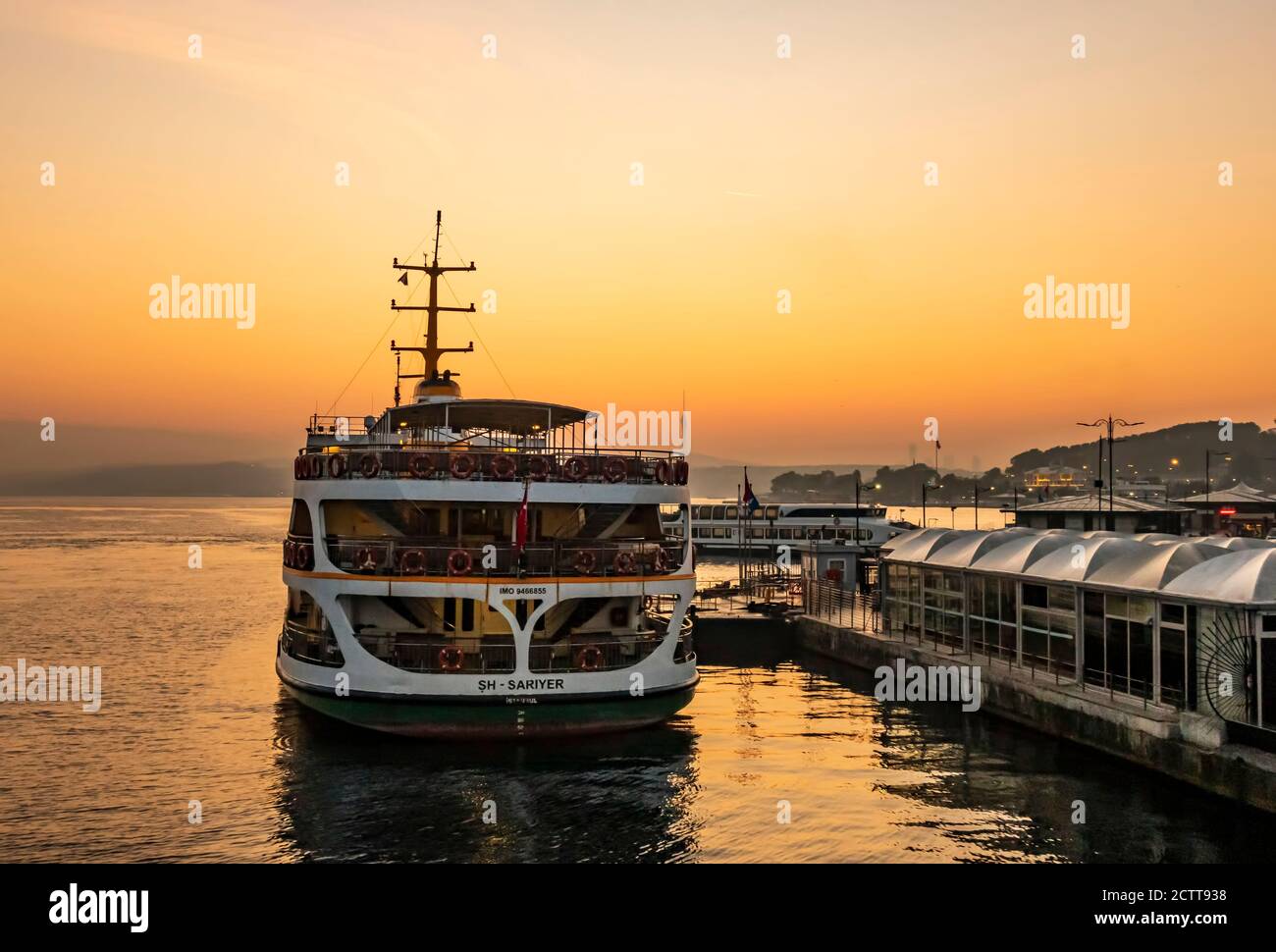 Eminonu city lines pier hi-res stock photography and images - Alamy