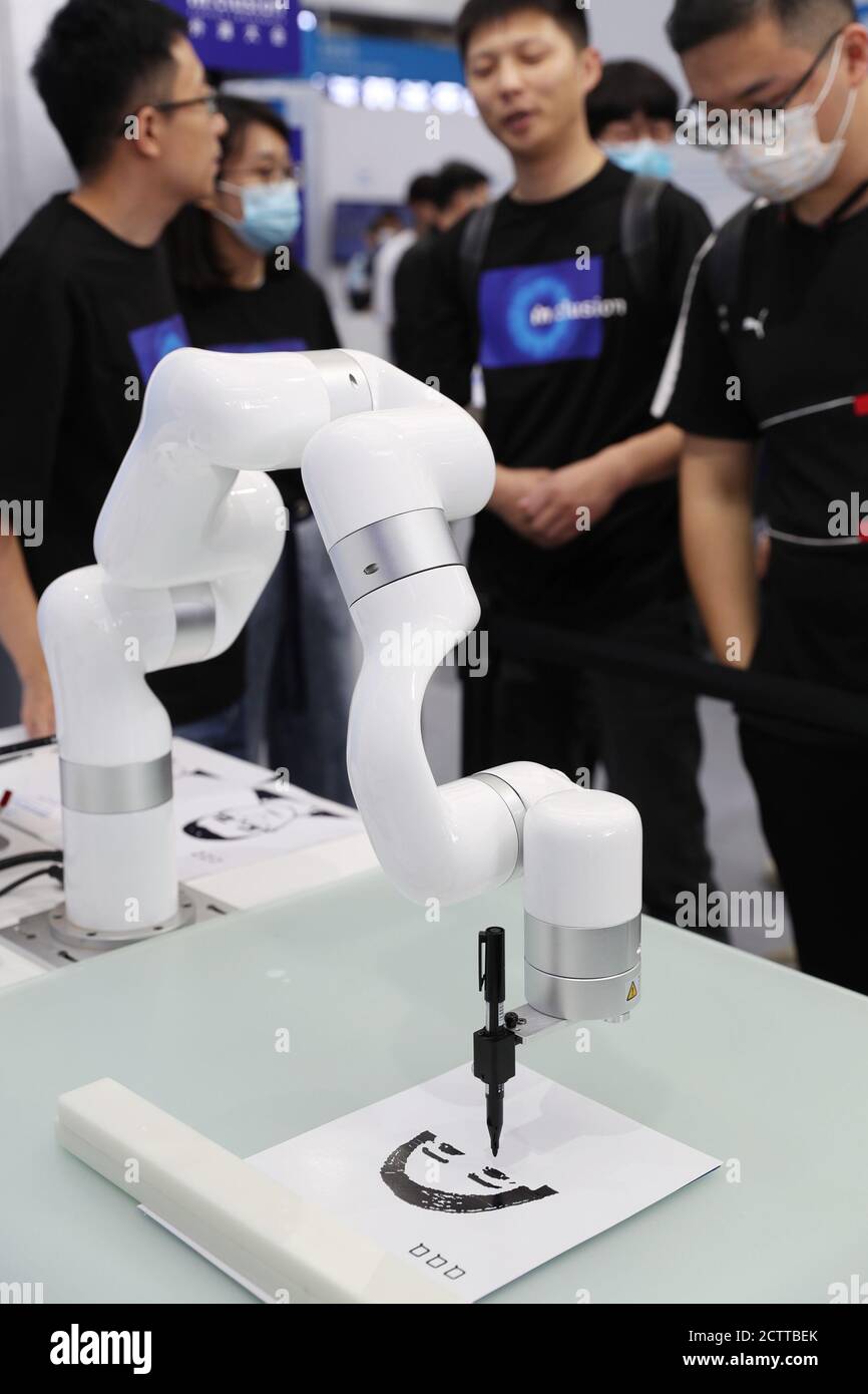 Clusion hi-res stock photography and images - Alamy