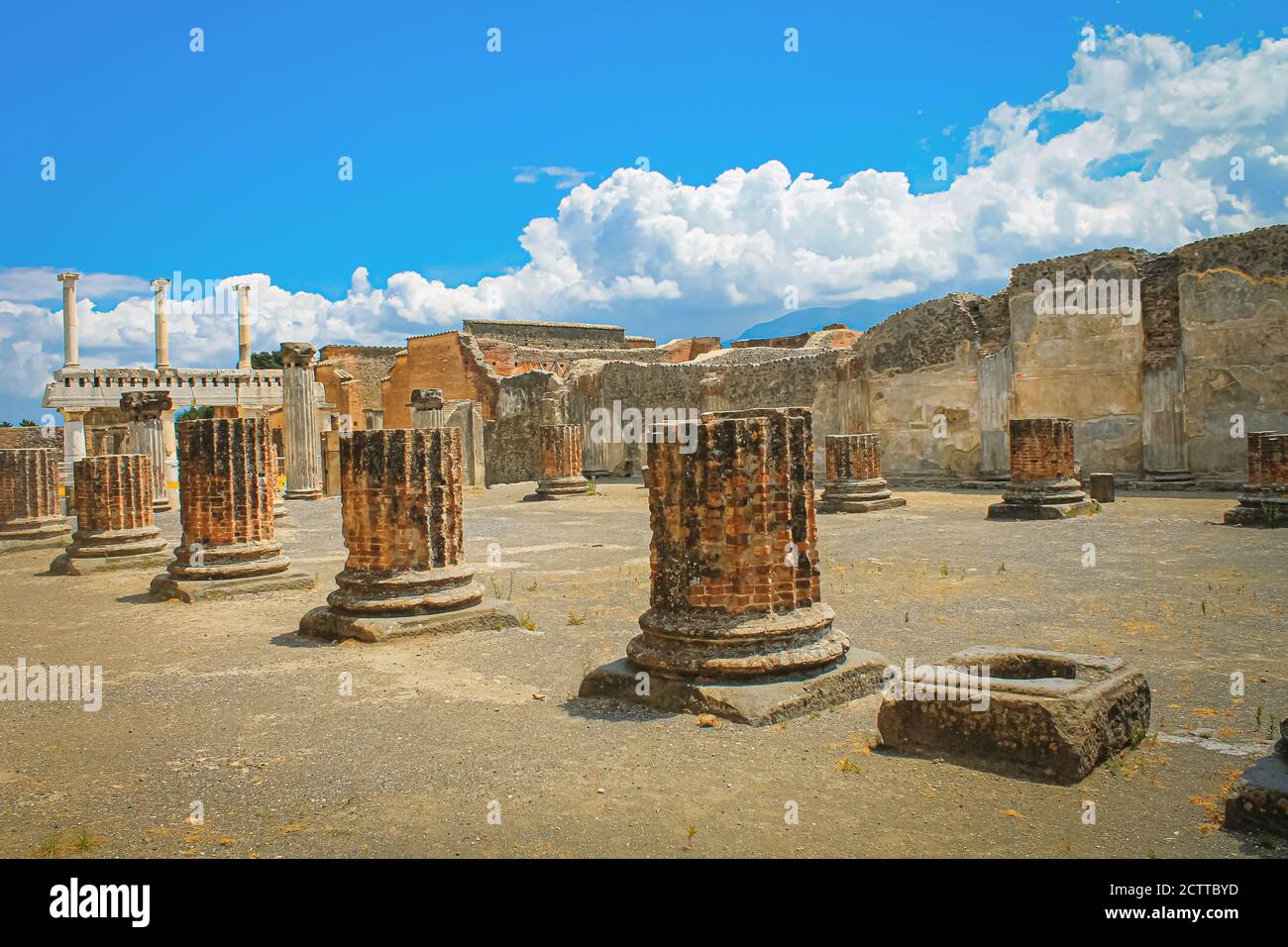 Pompeii mount vesuvius eruption hi-res stock photography and images - Alamy