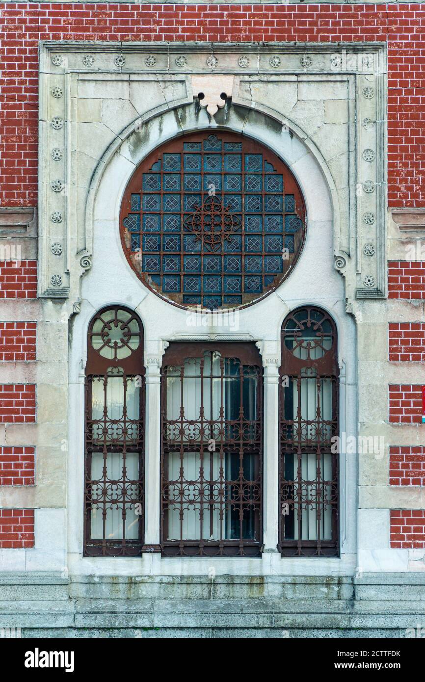Windows iron hi-res stock photography and images - Alamy