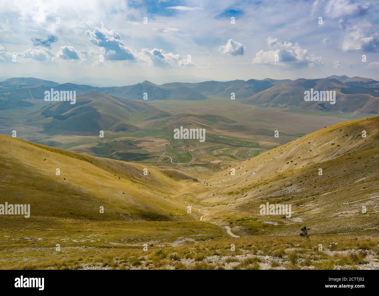 Monte Vettore (Italy) - The landscape summit of Mount Vettore, one of ...