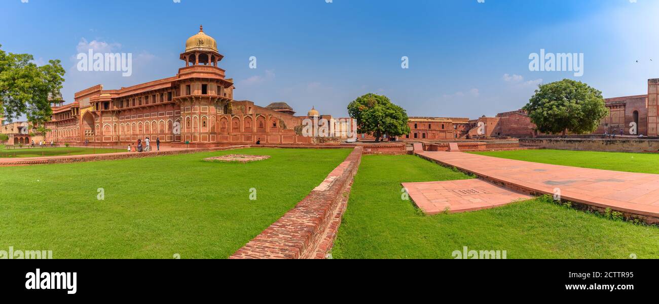 Panoramic view of Agra Fort, historical fort in the city of Agra in ...
